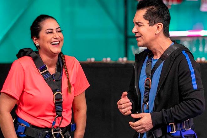 Cantor gospel Regis Danese participa de reality na Record TV